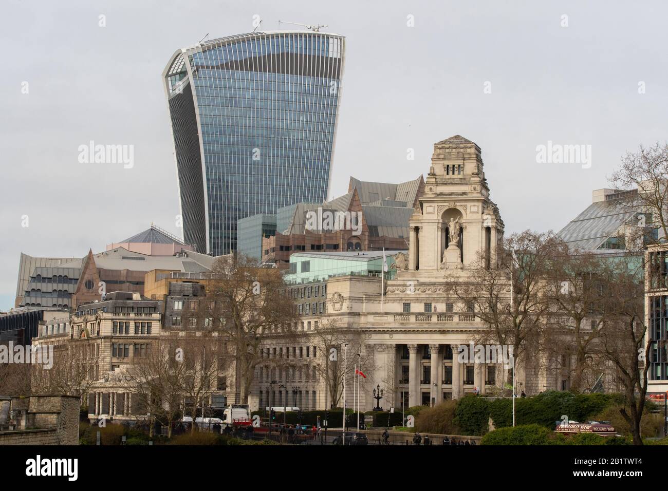 London tower bridge view from a hop on-off bus Stock Photo - Alamy