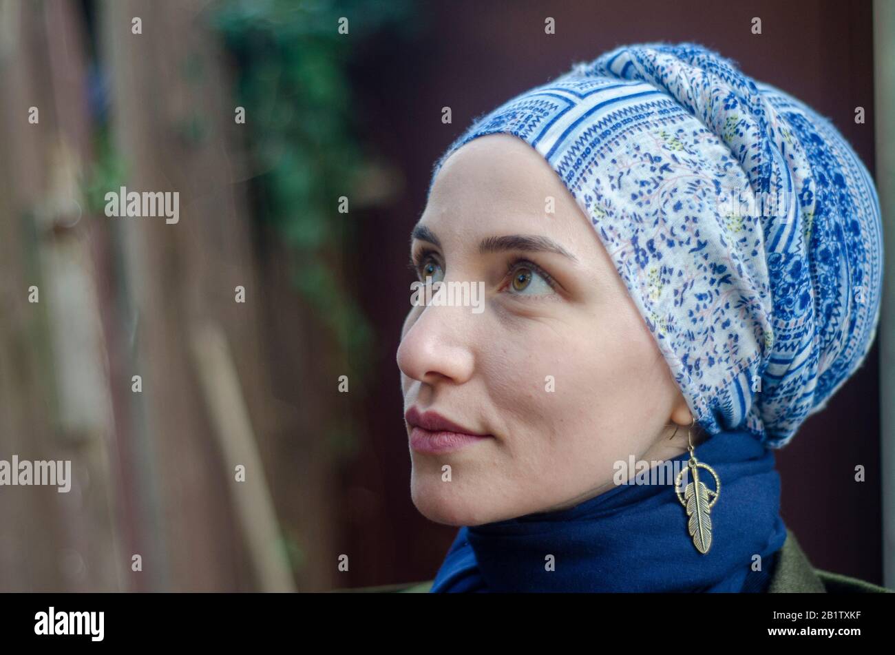 Hijab wearing muslim girl in blue (editorial Stock Photo - Alamy