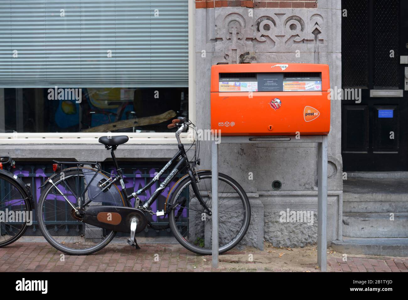Niederlande briefkasten hi-res stock photography and images - Alamy