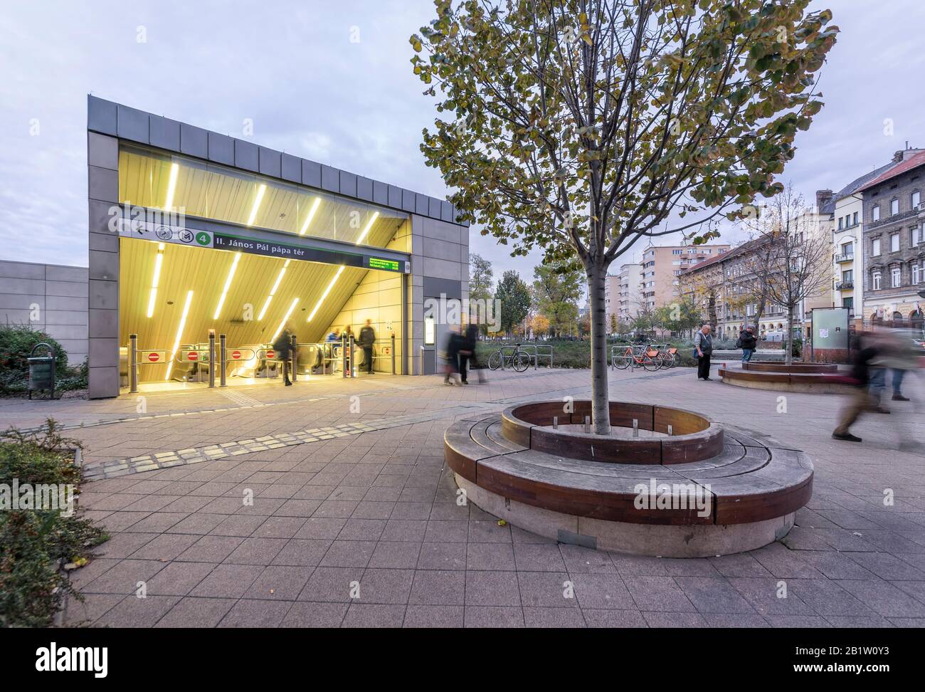 Metro gate hi-res stock photography and images - Alamy