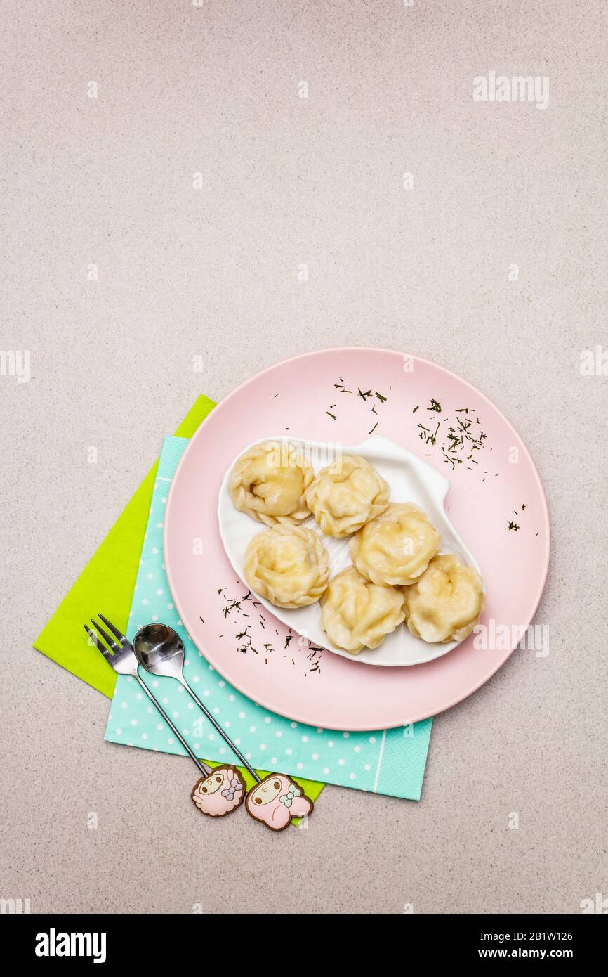 Children paper fish cutting hi-res stock photography and images - Alamy