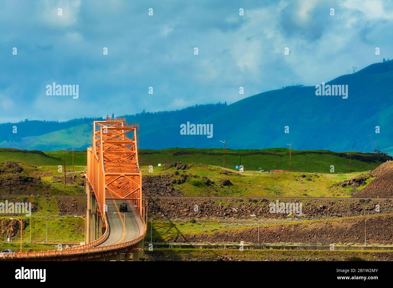 The Dalles Bridge seen and photographed from car traveling on I-84 ...