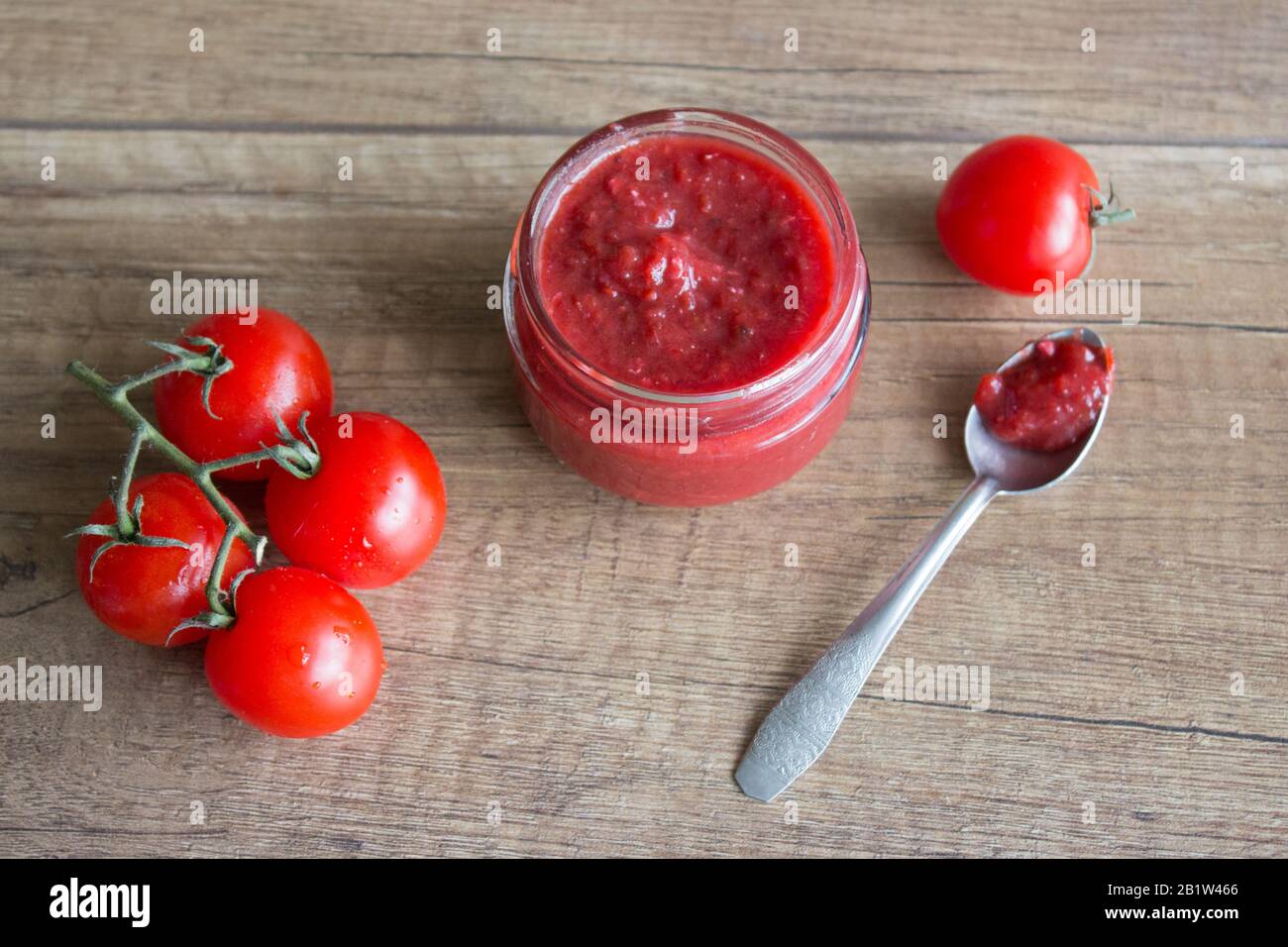 Paste tomato hi-res stock photography and images - Alamy