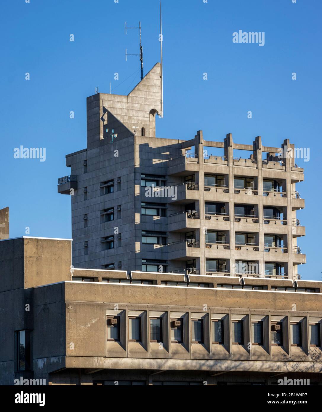 Brutalist architecture, Kanazawa Institute of Technology, Ishikawa ...
