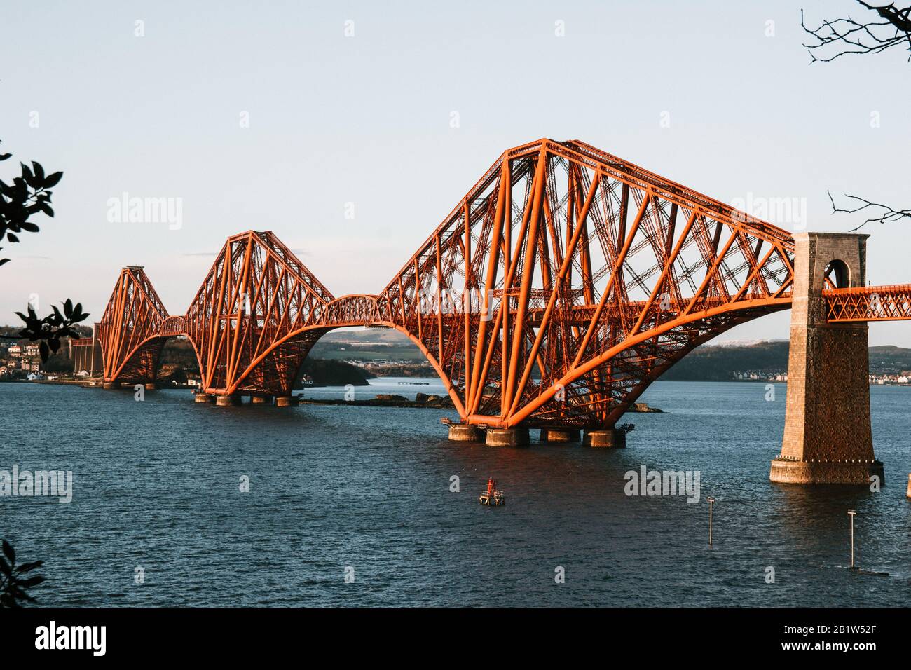 Forth bridge at sunset hi-res stock photography and images - Alamy
