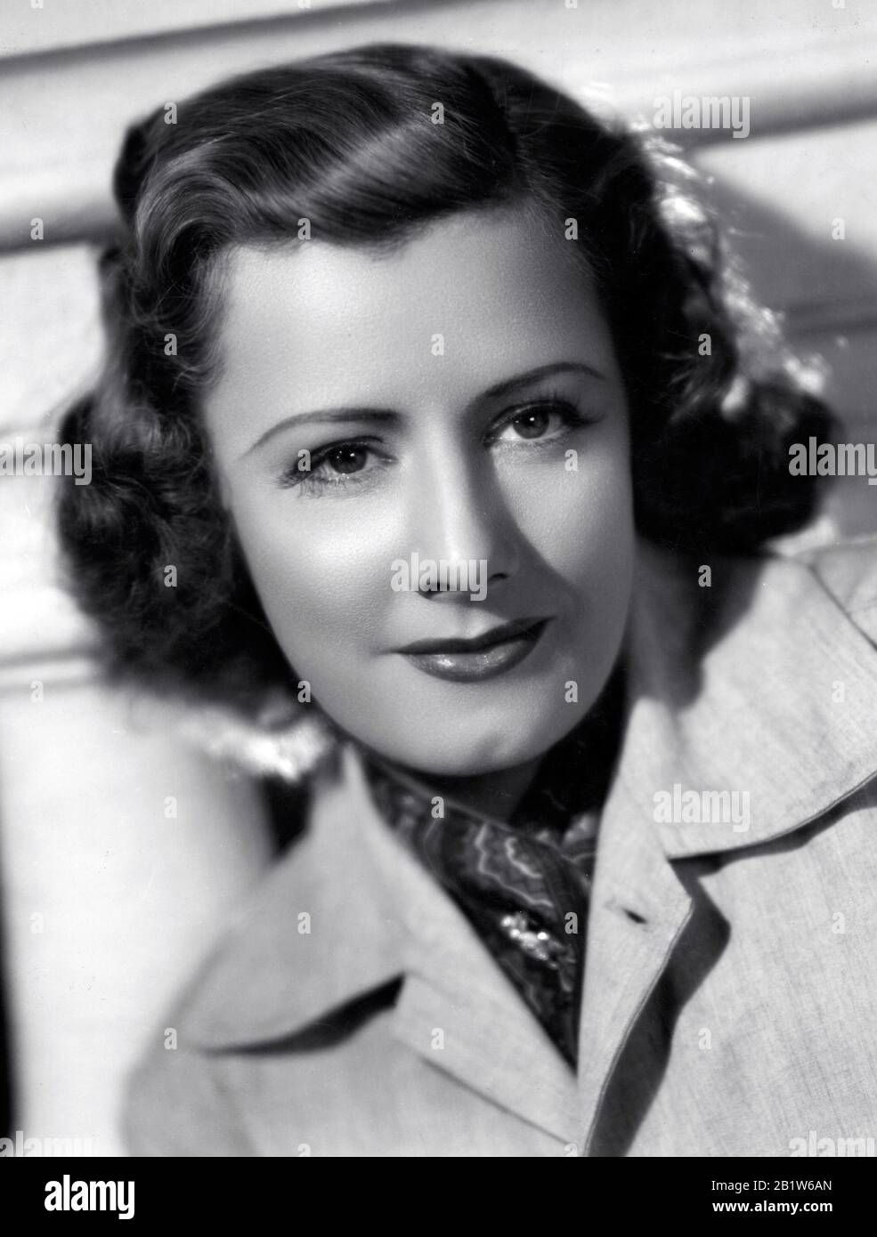 Irene Dunne, circa 1943 File Reference # 33962-231THA Stock Photo - Alamy