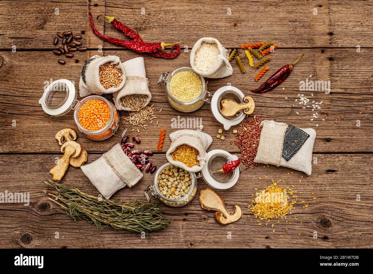 Zero waste food shopping concept. Cereals, pasta, legumes, dried ...