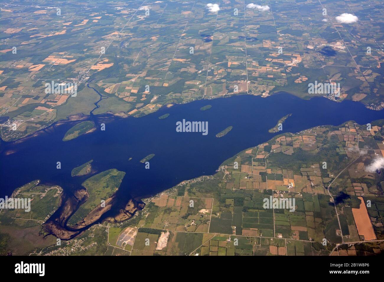 Lake canada aerial view ontario hi-res stock photography and images - Alamy