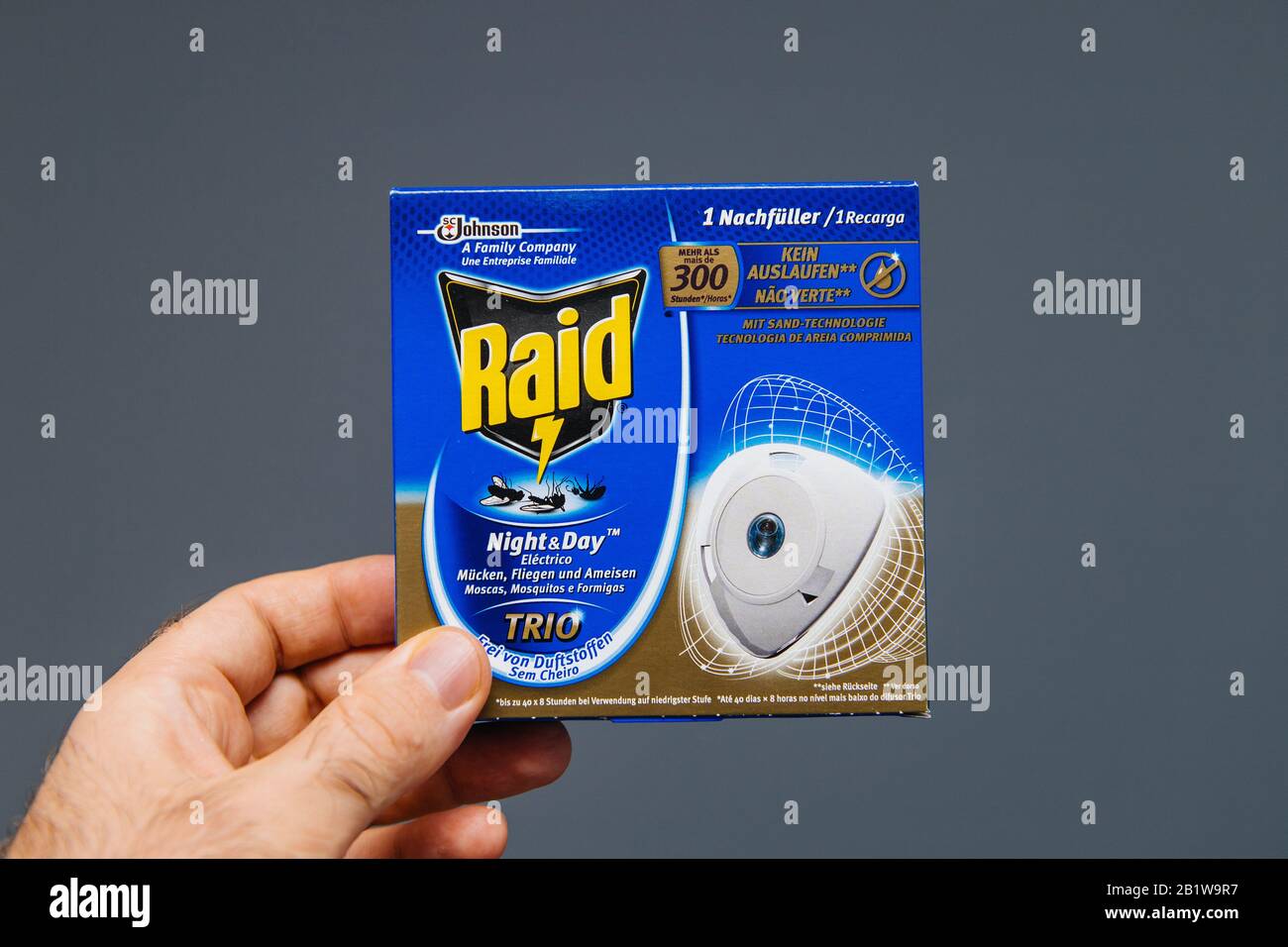 Raid advertisement hi-res stock photography and images - Alamy