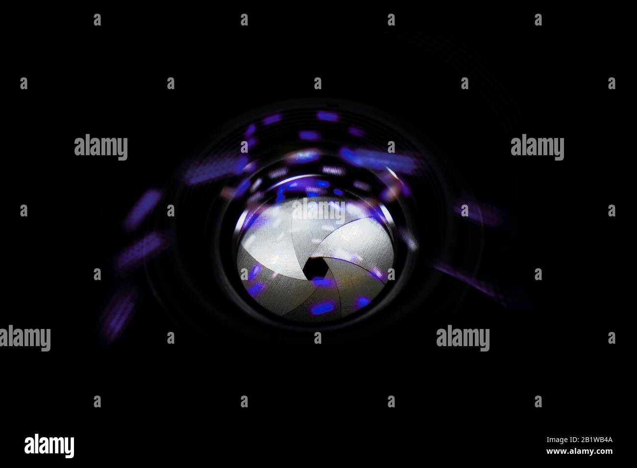 Glass blades art hi-res stock photography and images - Alamy