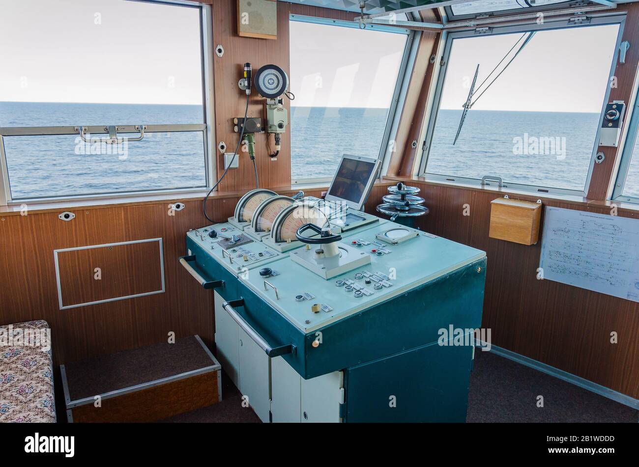 Ship Captain Cabin High Resolution Stock Photography and Images - Alamy
