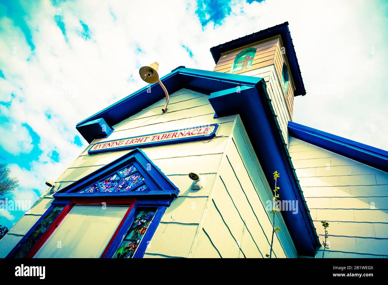 Little white and blue church, Evening Light Tabernacle in Yuma ...