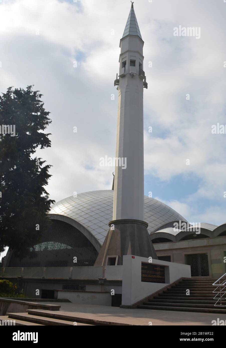 Sakirin Mosque in Uskudar, Istanbul, Turkey. The first mosque to be ...