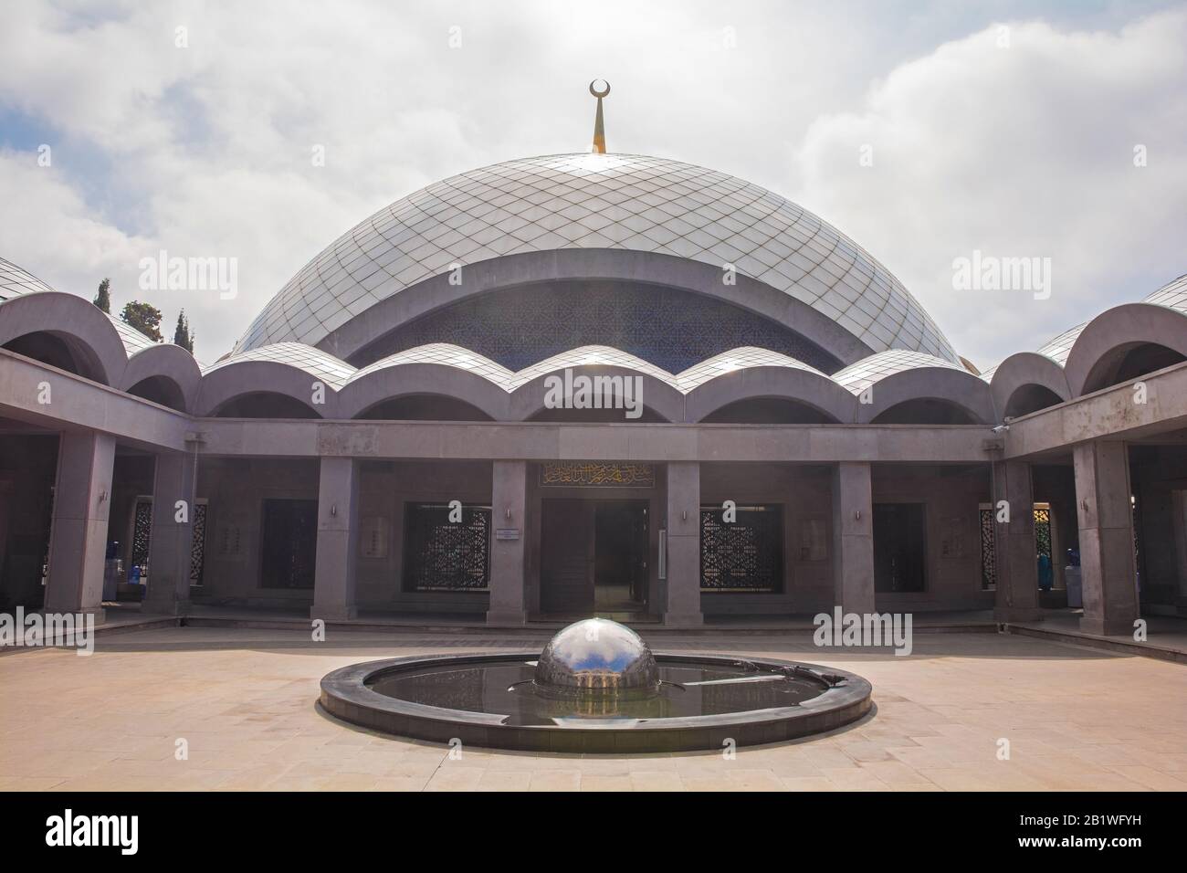 Sakirin Mosque in Uskudar, Istanbul, Turkey. The first mosque to be ...