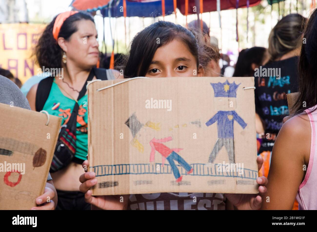 Drawing police hi-res stock photography and images - Alamy