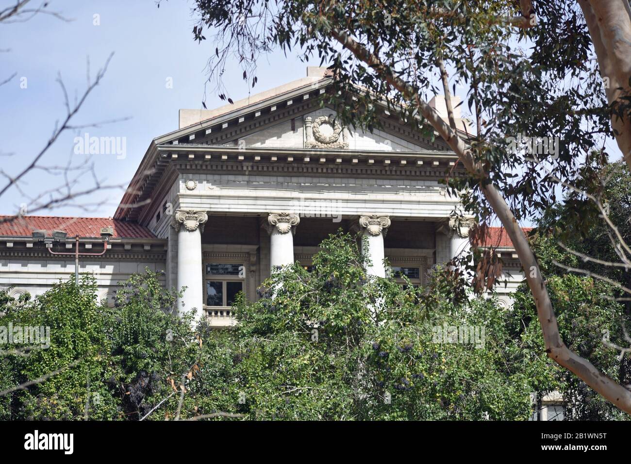 Administration Building at University Stock Photo - Alamy