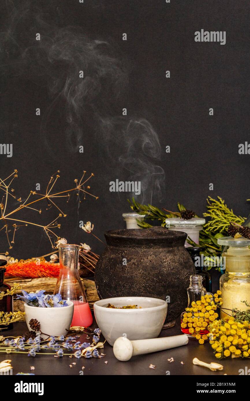 Black powder mortars hi-res stock photography and images - Alamy