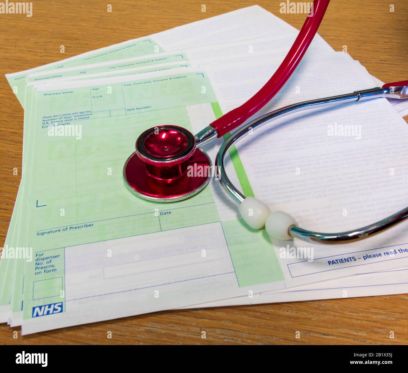 Prescription form nhs hi-res stock photography and images - Alamy