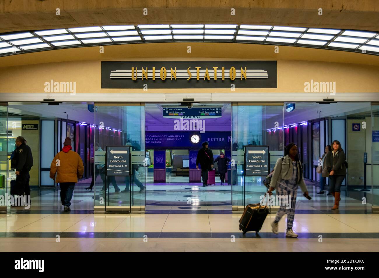 Chicago metra 2020 hi-res stock photography and images - Alamy