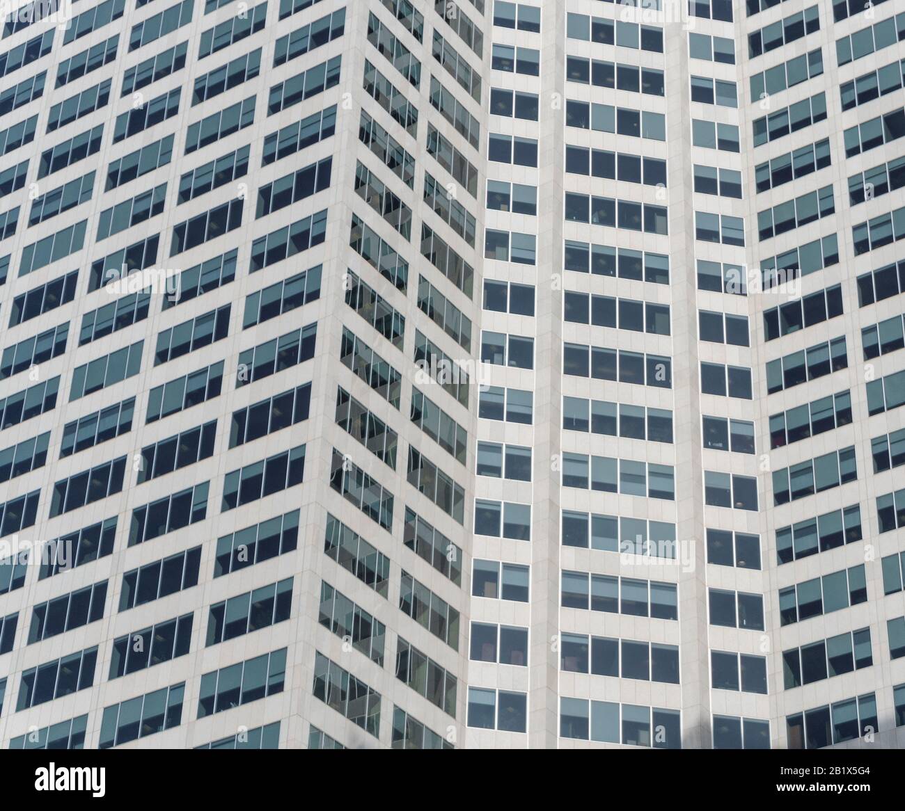The shell building hi-res stock photography and images - Alamy