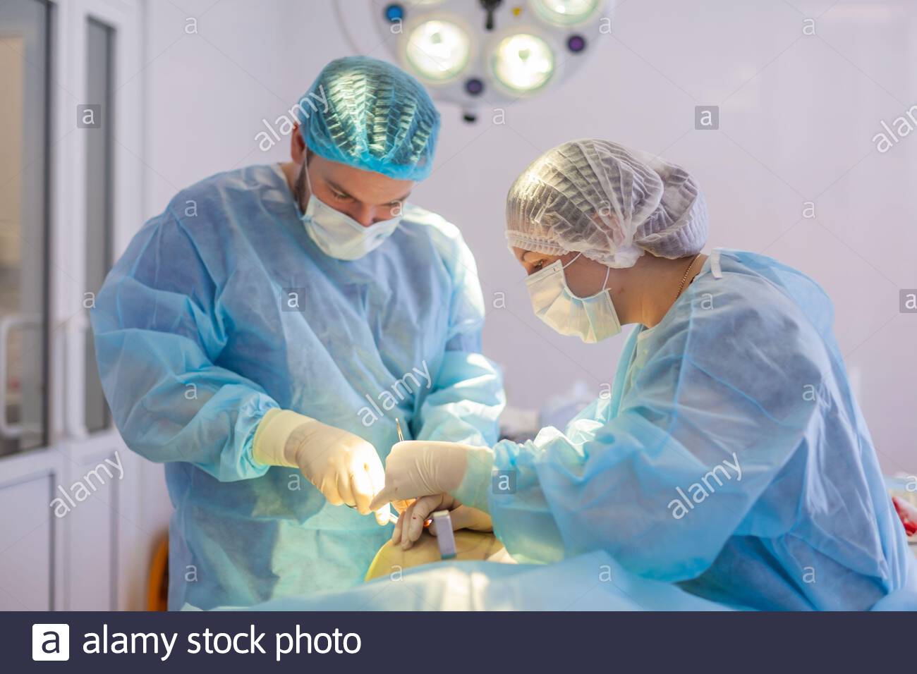 Medical Personnel In Operating Room High Resolution Stock Photography ...