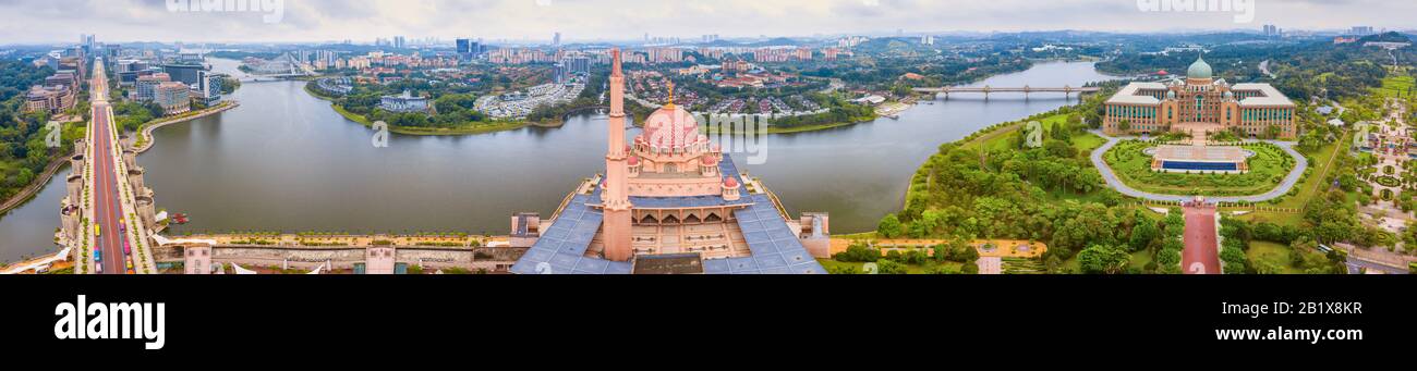 Infrastructure bridge putrajaya architecture hi-res stock photography ...