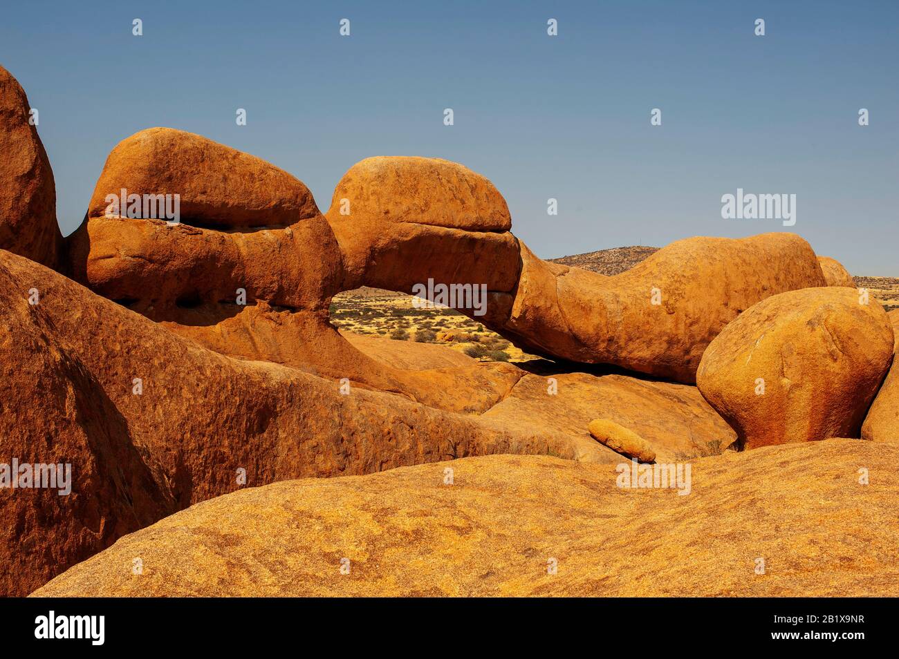 Rugged rock outcrops hi-res stock photography and images - Alamy