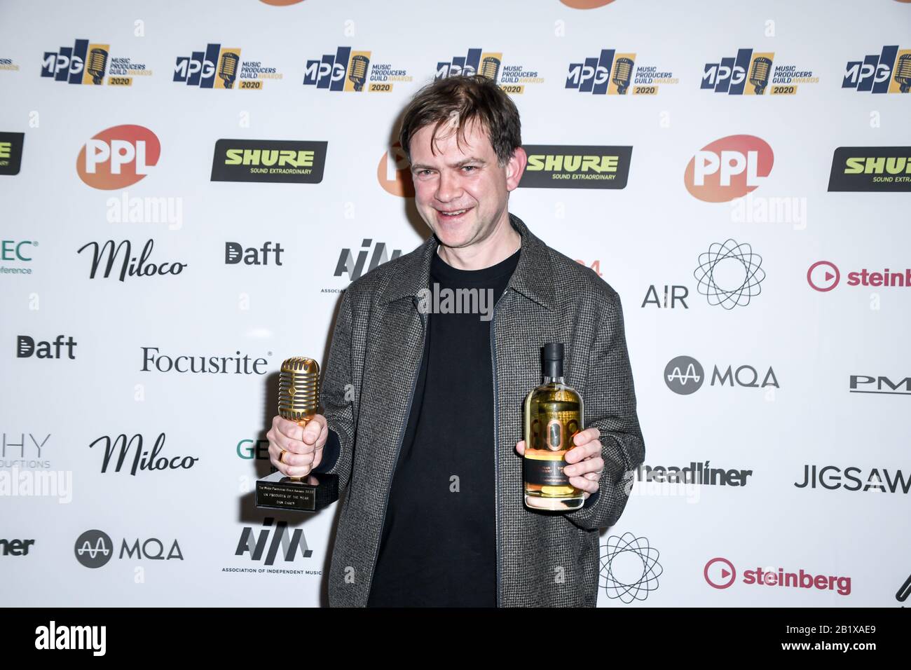 London bridges falling down hi-res stock photography and images - Alamy