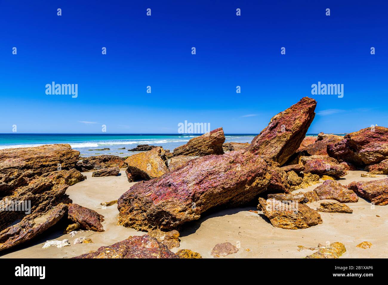 Sweeping views of Victorian coastline along the Great Ocean Road in ...