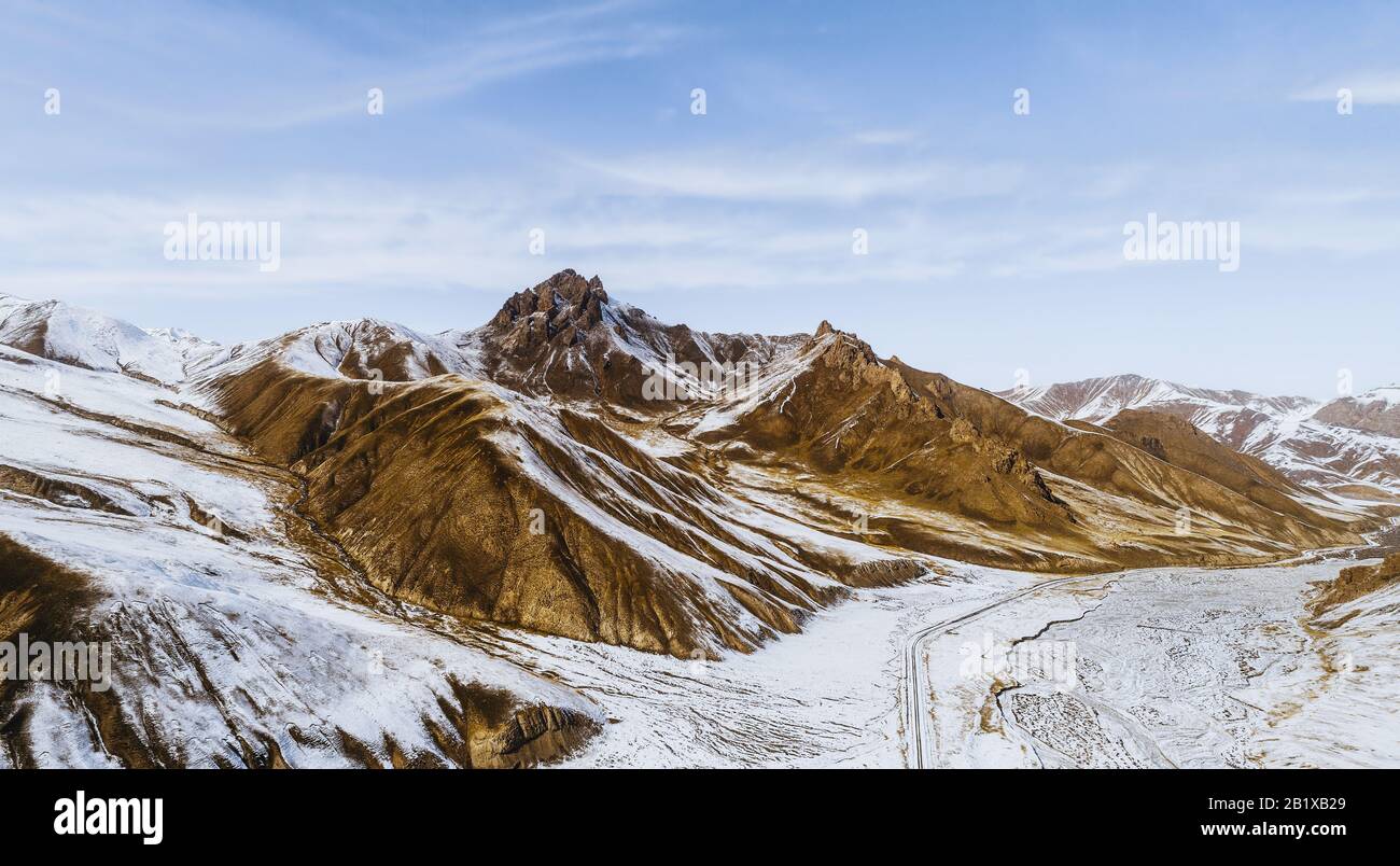 Barren scenery hi-res stock photography and images - Alamy