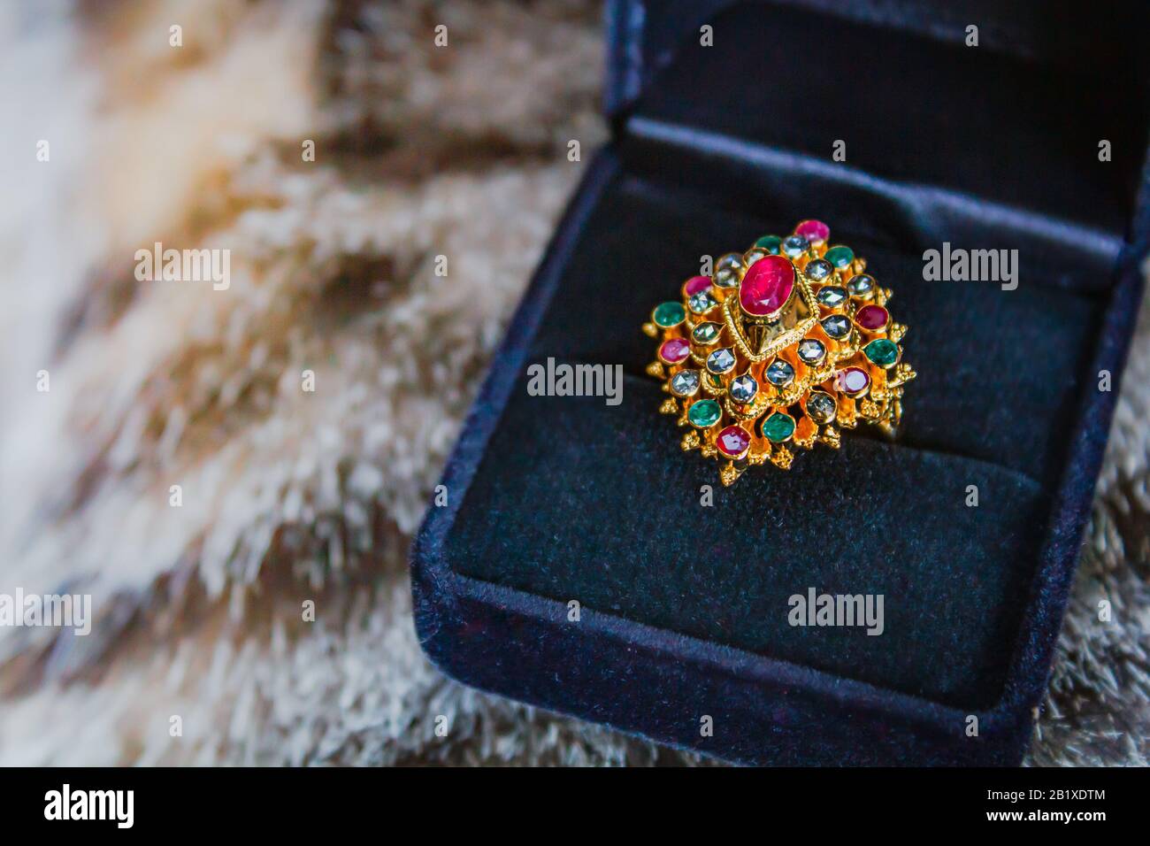 Diamond nine shape hi-res stock photography and images - Alamy