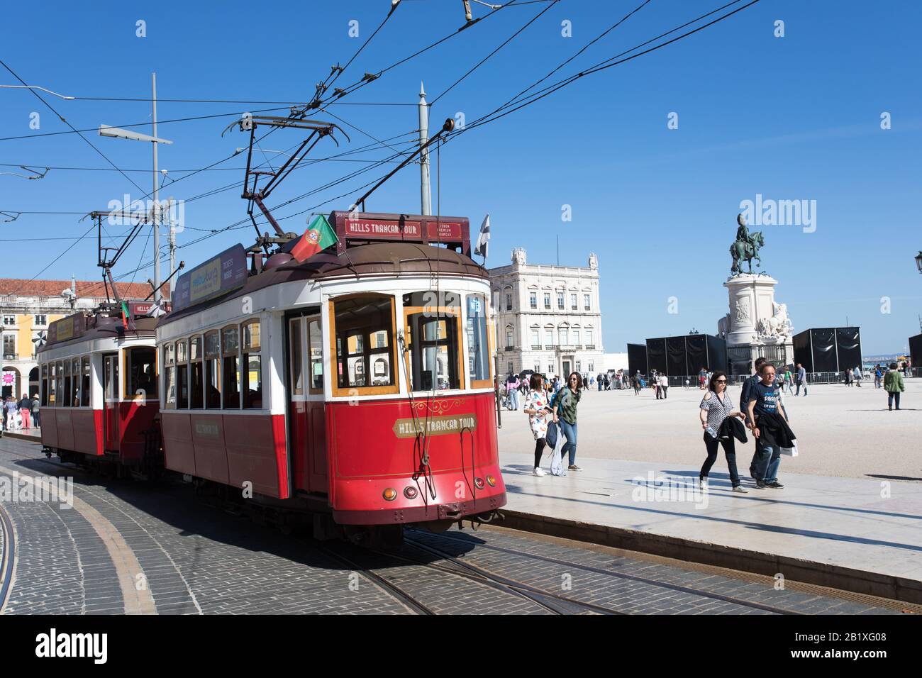 Old Fashioned Elevator High Resolution Stock Photography and Images - Alamy