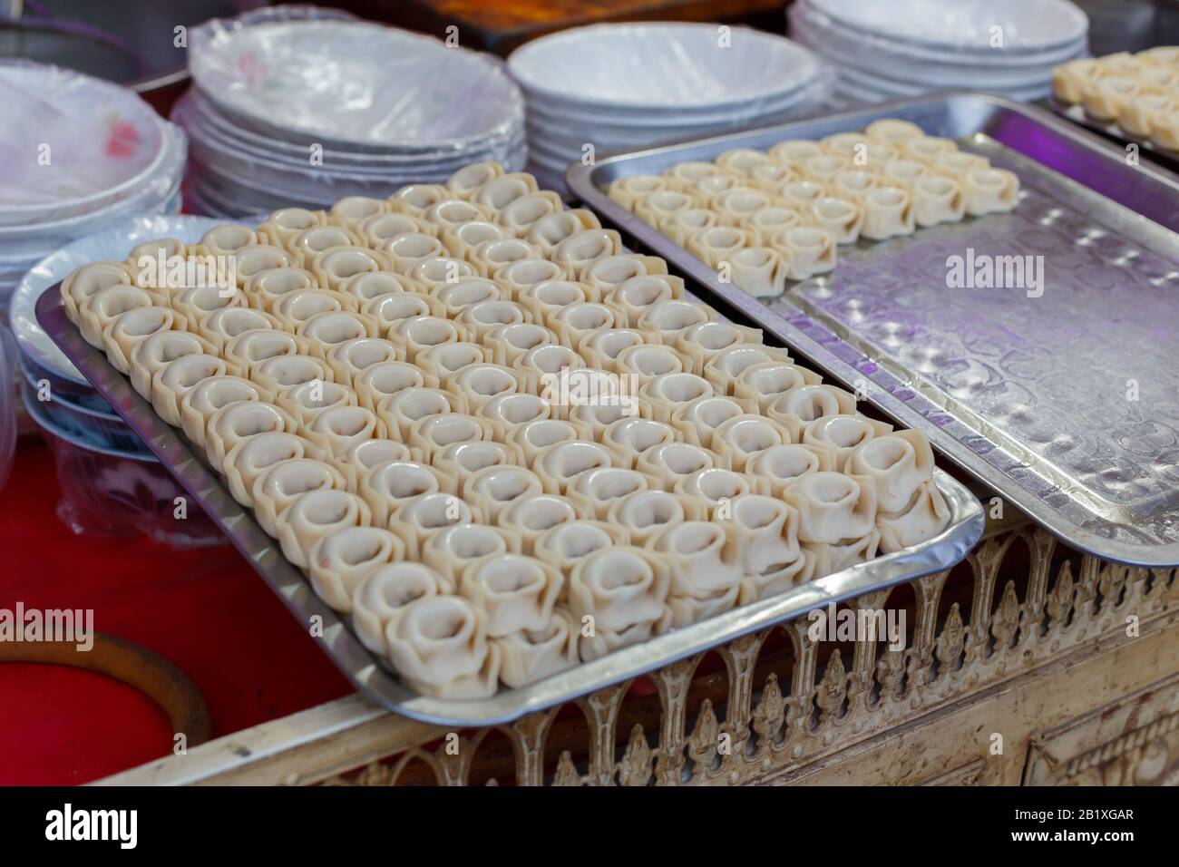 Hun tun hi-res stock photography and images - Alamy