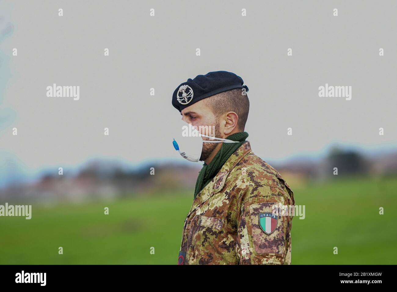 Italian military uniform hi-res stock photography and images - Alamy