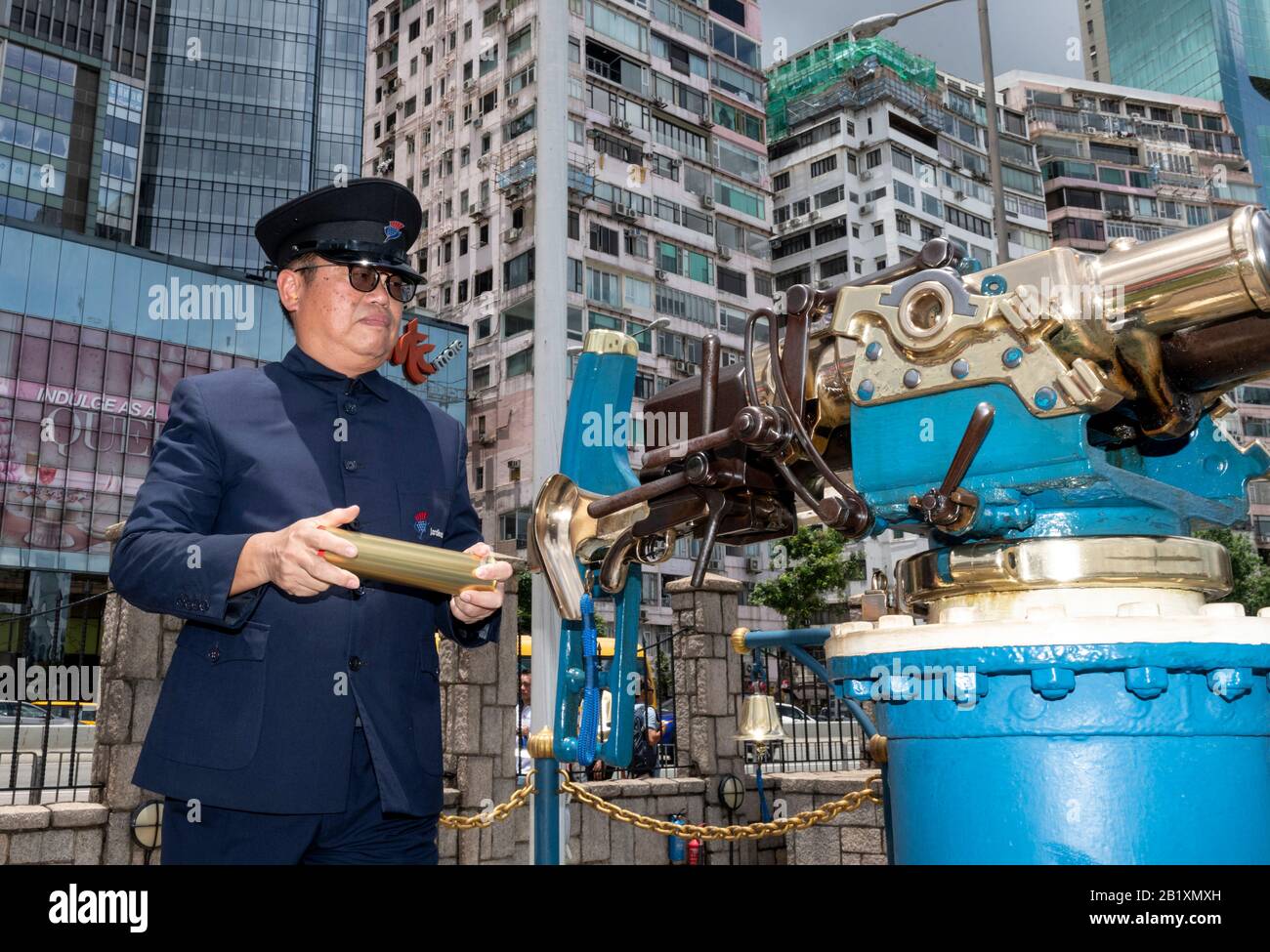 HONG KONG,HONG KONG SAR,CHINA: June 21st 2019.Jardine Noonday Gun ...