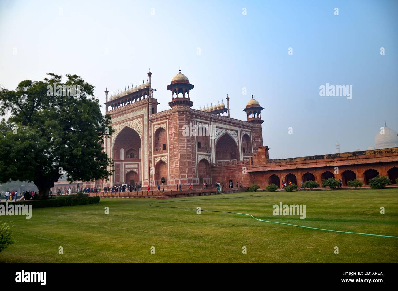 Architectural beauty of the Taj Mahal at Agra, India Stock Photo - Alamy