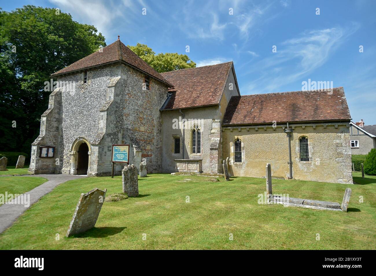 St Leonards Church High Resolution Stock Photography and Images - Alamy