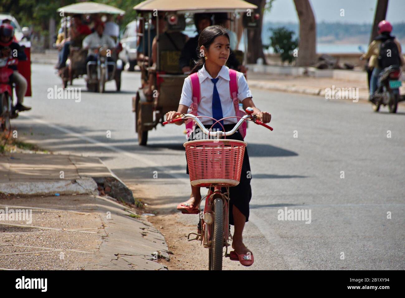 Urban student bicycle hi-res stock photography and images - Alamy