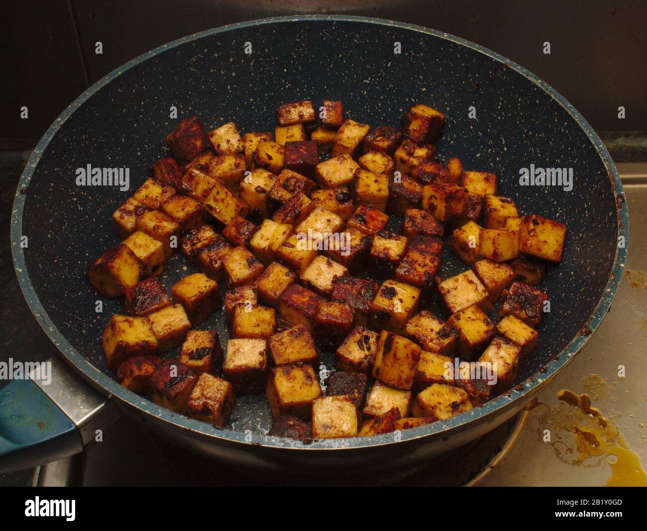 Paneer spring roll hi-res stock photography and images - Alamy