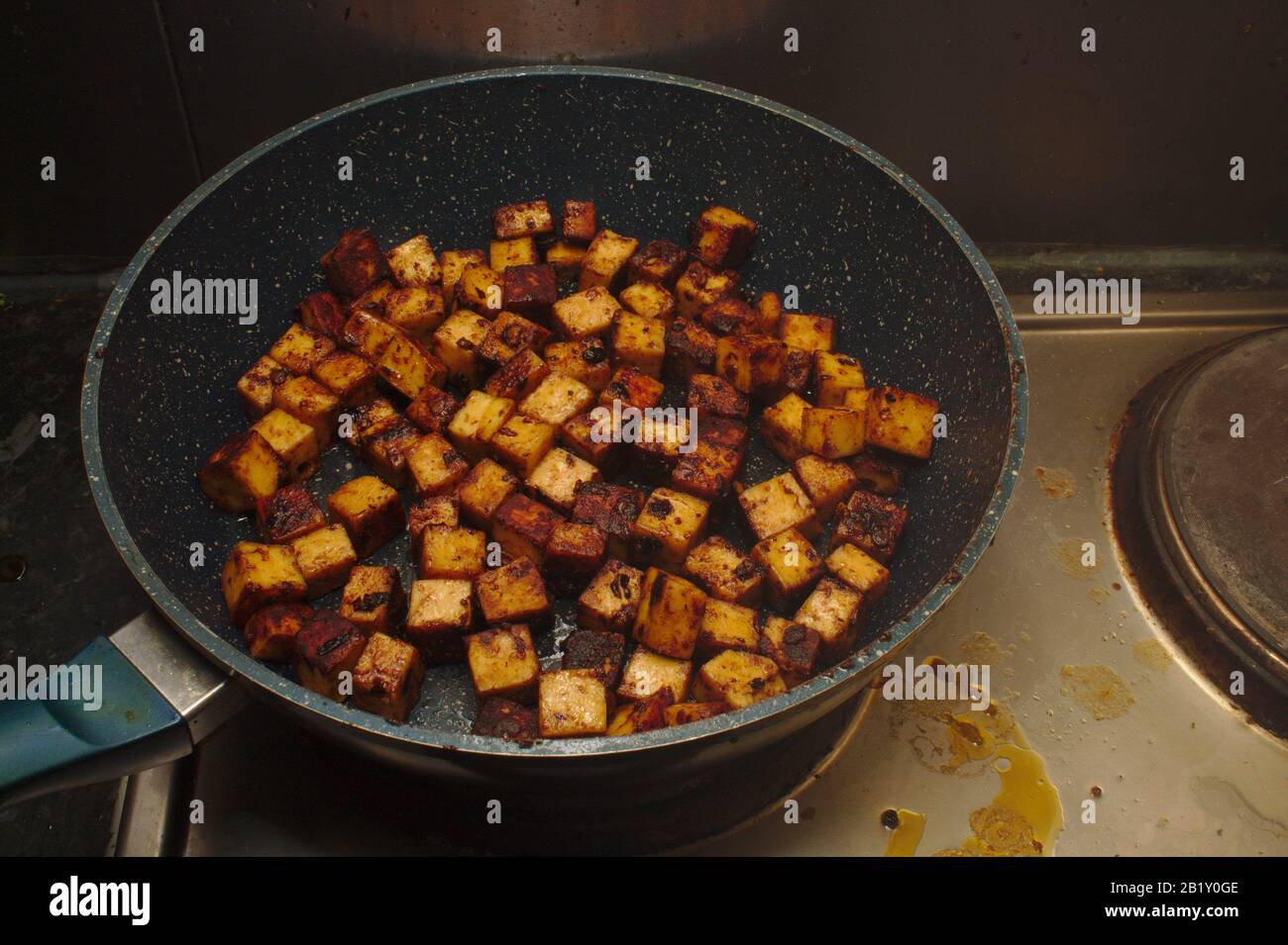 Paneer spring roll hi-res stock photography and images - Alamy