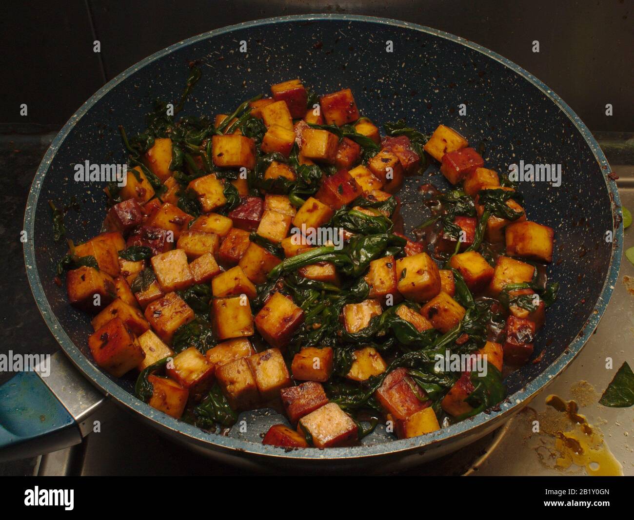Paneer spring roll hi-res stock photography and images - Alamy