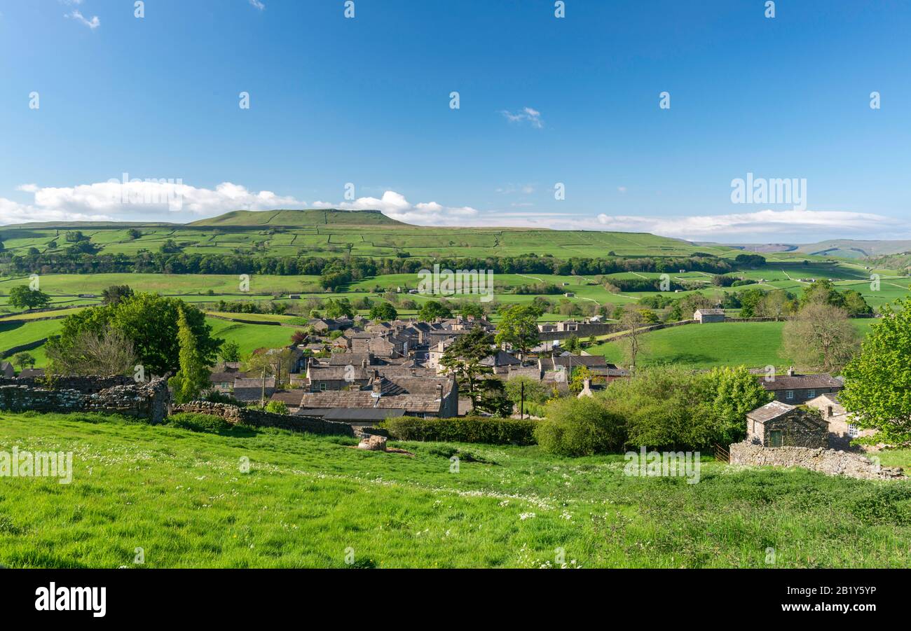 The view looking across the dales village of Askrigg in Wensleydale ...