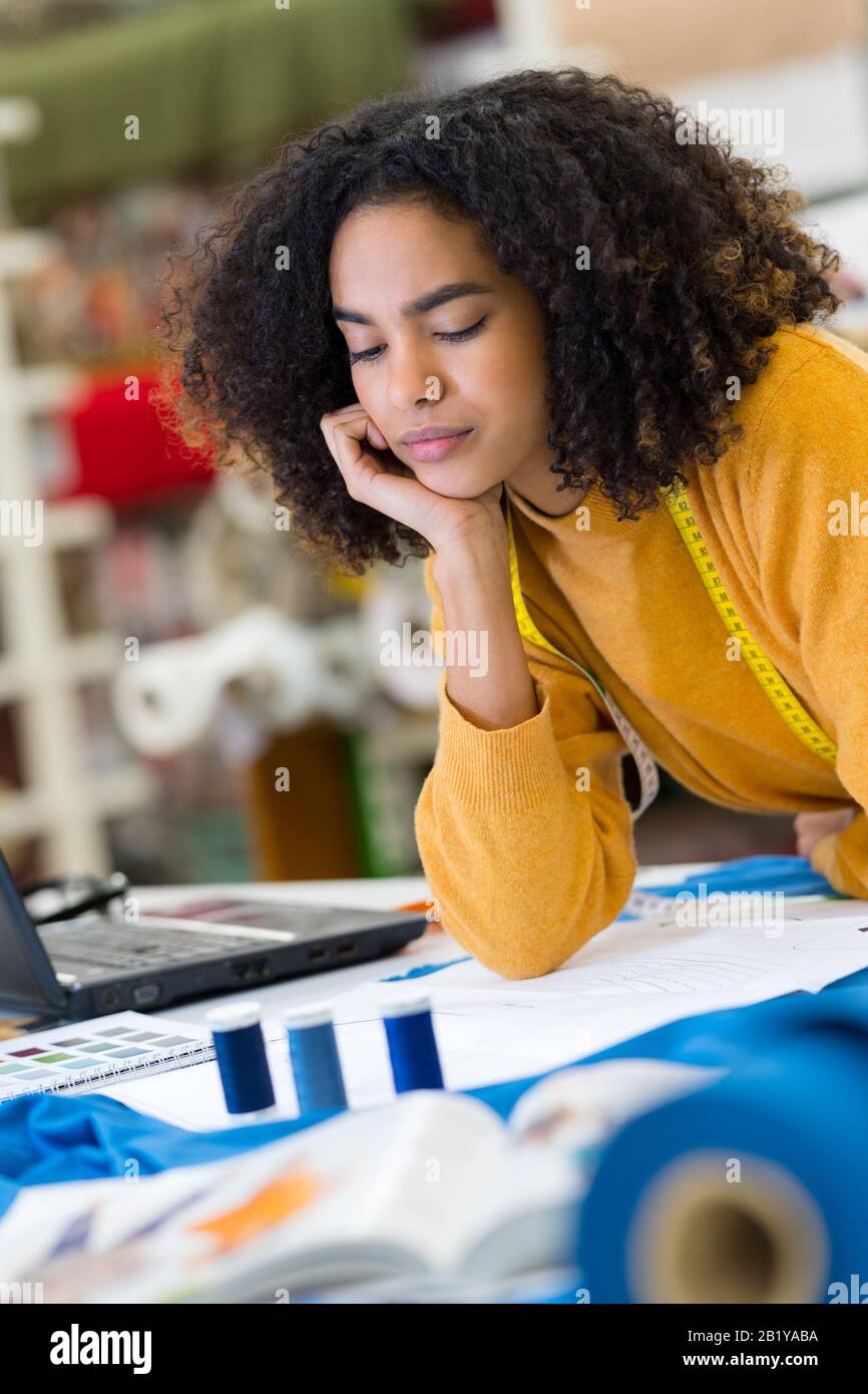 Tailor warehouse hi-res stock photography and images - Alamy