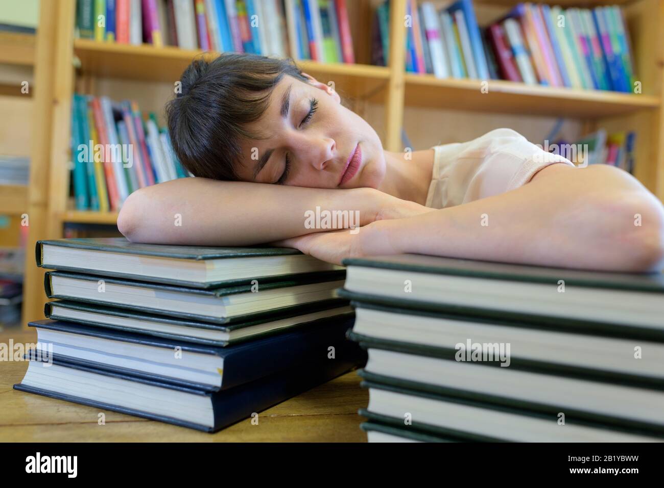 Female mind reader hi-res stock photography and images - Alamy
