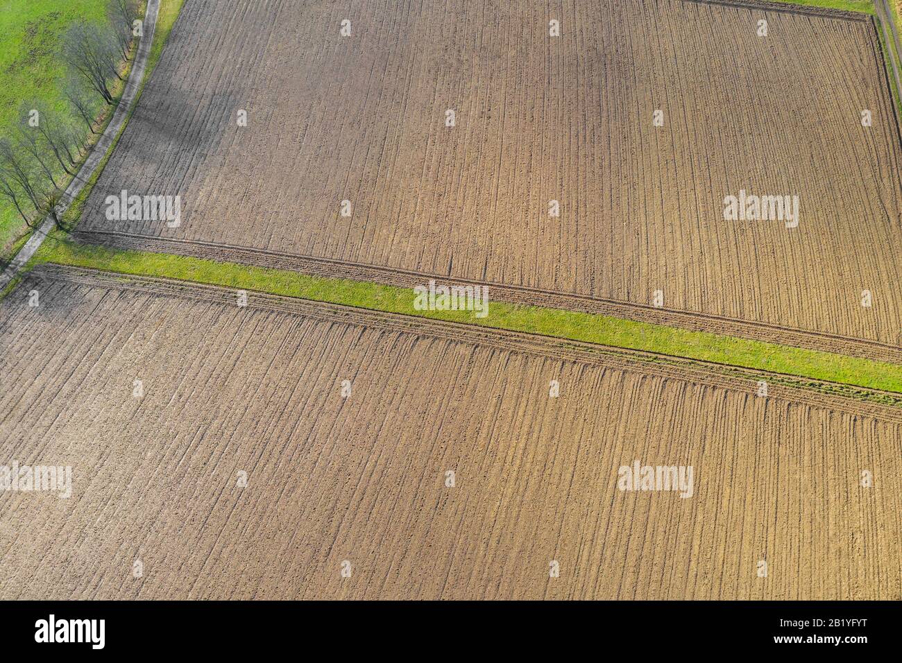 Two fields hi-res stock photography and images - Alamy