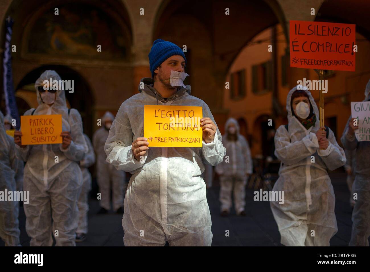 Egyptian mob hi-res stock photography and images - Alamy