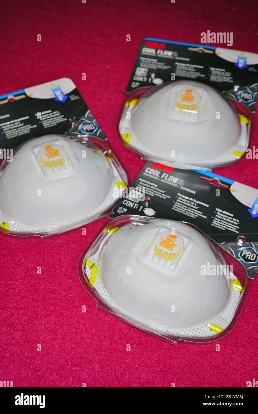 N95 respirator masks hi-res stock photography and images - Alamy