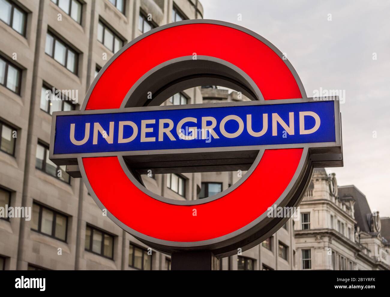 Famous London Underground sign Stock Photo - Alamy
