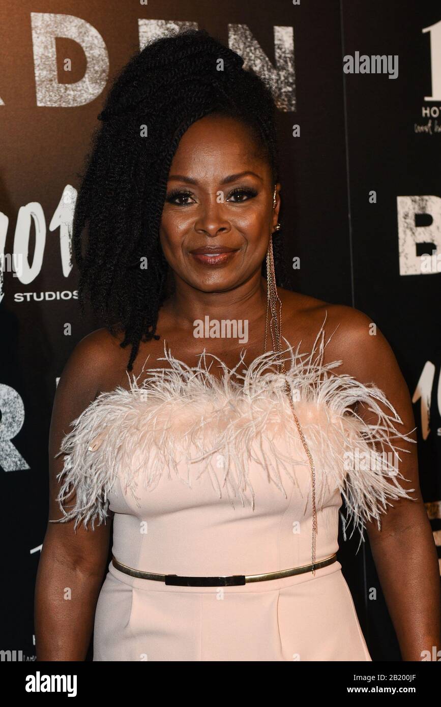 Crystal fox hi-res stock photography and images - Alamy