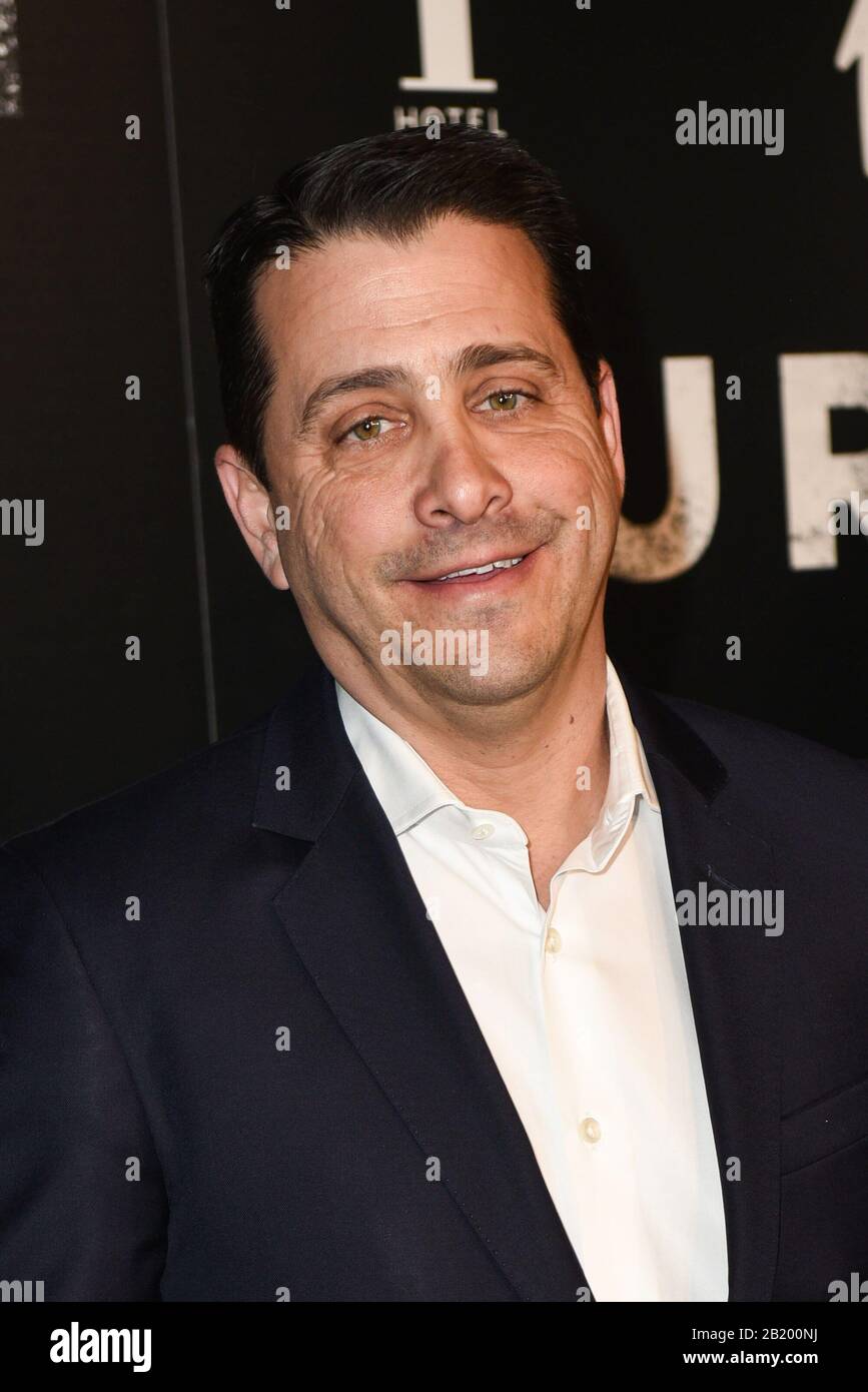 Glasser hi-res stock photography and images - Alamy